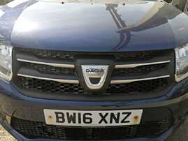 Grila cu Sigla Emblema de la Bara Spoiler Fata Dacia Sandero 2 2012 - 2016 Cod sdgbgcebfdl4 ...